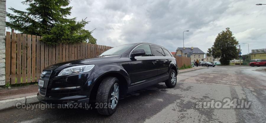 Black Audi Q7 2008 in Tallinn, with an engine capacity of 3.00 L and mileage of 302 thousand km for 7999 €, photo 4 on AUTOMOTO.COM.LV