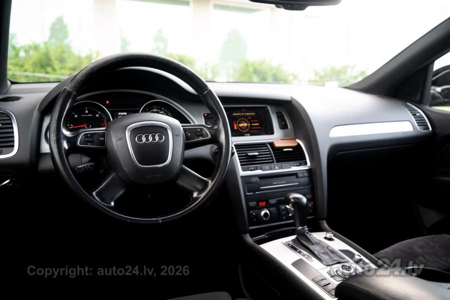 Melns Audi Q7 2009 Tallina, ar dzinēja tilpumu 3.00 L un nobraukumu 0 tūkst. km par 6499 €, foto 10 vietnē AUTOMOTO.COM.LV
