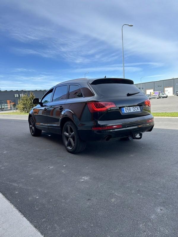 Melns Audi Q7 2009 Kuresāre, ar dzinēja tilpumu 3.00 L un nobraukumu 416 tūkst. km par 5500 €, foto 10 vietnē AUTOMOTO.COM.LV