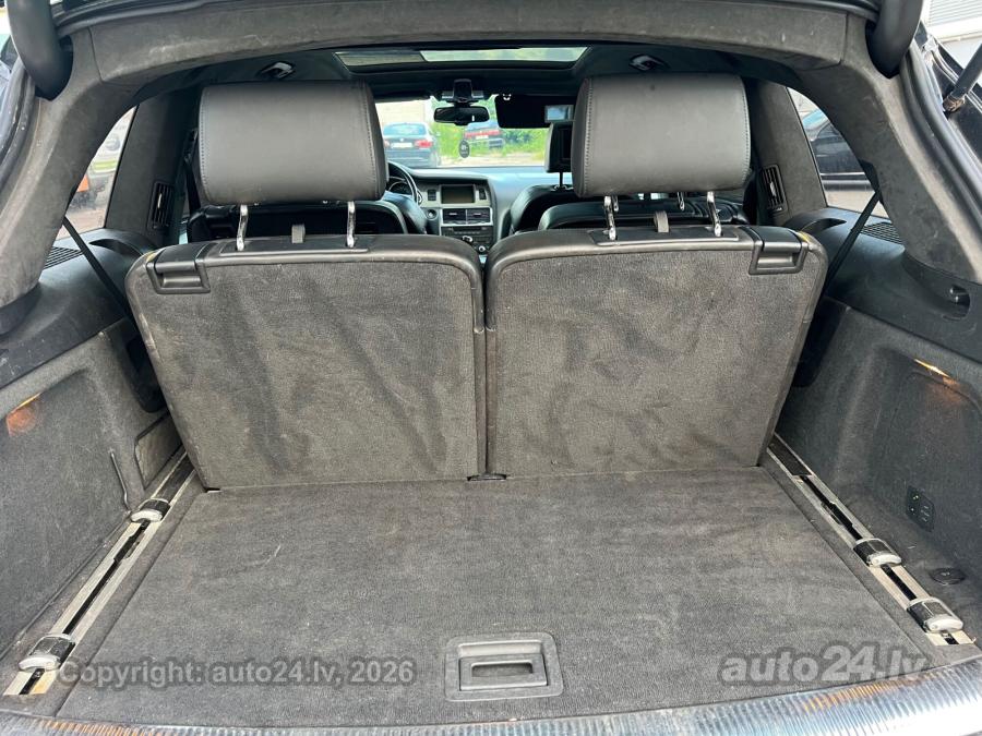 Black Audi Q7 2009 in Narva, with an engine capacity of 3.00 L and mileage of 410 thousand km for 5499 €, photo 22 on AUTOMOTO.COM.LV