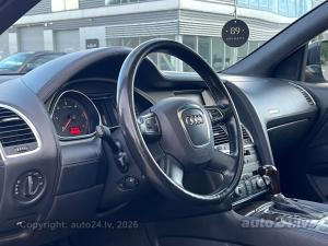 Black Audi Q7 2009 in Narva, with an engine capacity of 3.00 L and mileage of 410 thousand km for 5499 €, photo 30 on AUTOMOTO.COM.LV