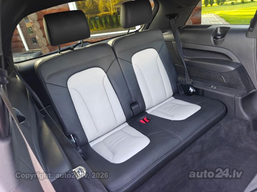 Black Audi Q7 2012 in Tallinn, with an engine capacity of 3.00 L and mileage of 235 thousand km for 15900 €, photo 17 on AUTOMOTO.COM.LV