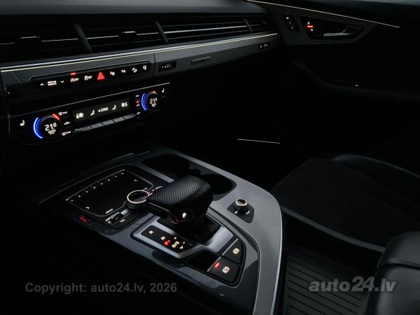 Black Audi Q7 2015 in Parnu, with an engine capacity of 3.00 L and mileage of 184 thousand km for 21900 €, photo 9 on AUTOMOTO.COM.LV