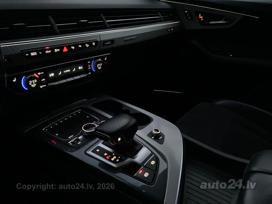 Black Audi Q7 2015 in Parnu, with an engine capacity of 3.00 L and mileage of 184 thousand km for 21900 €, photo 10 on AUTOMOTO.COM.LV