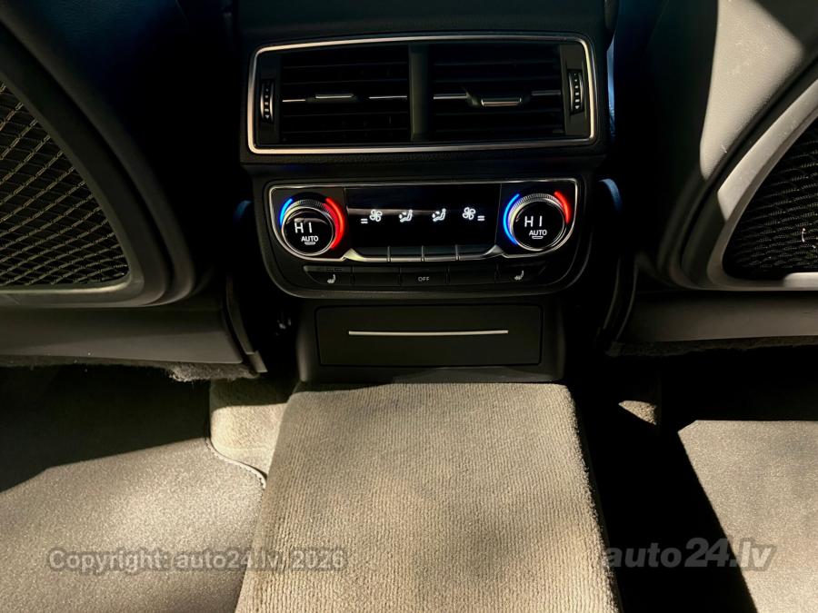 Black Audi Q7 2015 in Parnu, with an engine capacity of 3.00 L and mileage of 184 thousand km for 21900 €, photo 13 on AUTOMOTO.COM.LV
