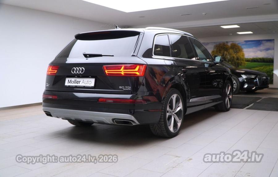 Black Audi Q7 2019 in Tallinn, with an engine capacity of 3.00 L and mileage of 123 thousand km for 38500 €, photo 4 on AUTOMOTO.COM.LV