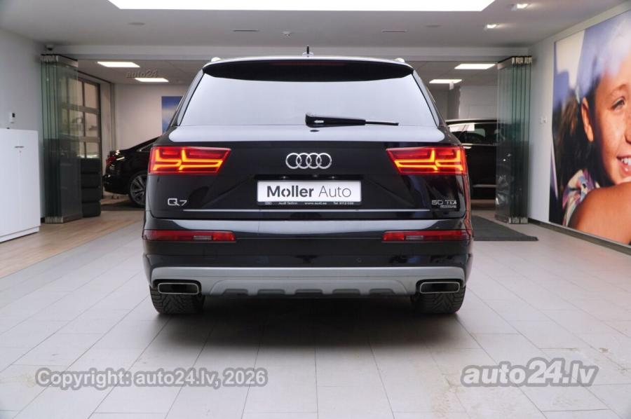 Black Audi Q7 2019 in Tallinn, with an engine capacity of 3.00 L and mileage of 123 thousand km for 38500 €, photo 5 on AUTOMOTO.COM.LV