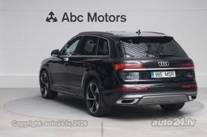 Black Audi Q7 2020 in Tallinn, with an engine capacity of 3.00 L and mileage of 111 thousand km for 51990 €, photo 5 on AUTOMOTO.COM.LV
