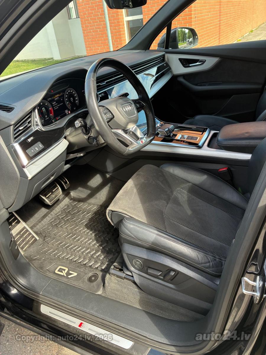 Black Audi Q7 2020 in Tallinn, with an engine capacity of 3.00 L and mileage of 156 thousand km for 41900 €, photo 10 on AUTOMOTO.COM.LV