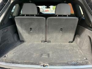 Black Audi Q7 2020 in Tallinn, with an engine capacity of 3.00 L and mileage of 156 thousand km for 41900 €, photo 13 on AUTOMOTO.COM.LV