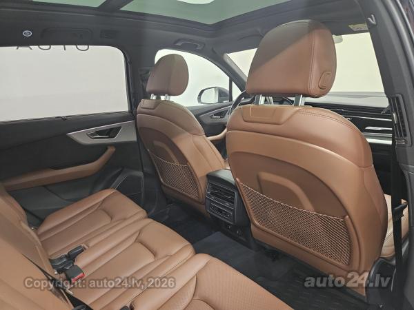 Black Audi Q7 2021 in Tartu, with an engine capacity of 3.00 L and mileage of 152 thousand km for 47000 €, photo 9 on AUTOMOTO.COM.LV