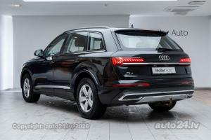 Black Audi Q7 2022 in Tallinn, with an engine capacity of 3.00 L and mileage of 198 thousand km for 36580 €, photo 5 on AUTOMOTO.COM.LV
