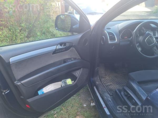 Zils Audi Q7 2006 Liepāja, ar dzinēja tilpumu 3.00 L un nobraukumu 358 tūkst. km par 5300 €, foto 7 vietnē AUTOMOTO.COM.LV