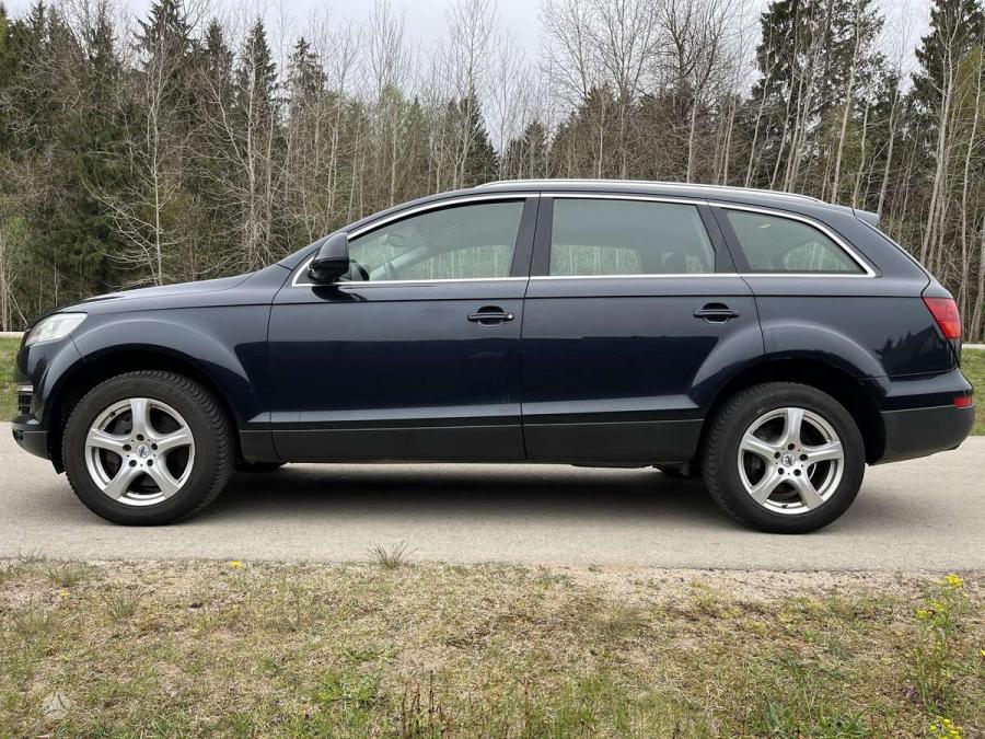 Zils Audi Q7 2006 Plungė, ar dzinēja tilpumu 2.97 L un nobraukumu 230 tūkst. km par 4800 €, foto 10 vietnē AUTOMOTO.COM.LV