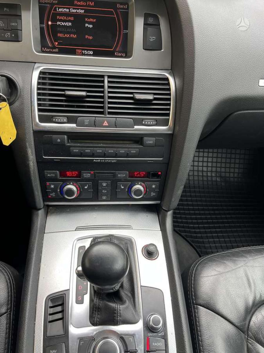 Zils Audi Q7 2006 Plungė, ar dzinēja tilpumu 2.97 L un nobraukumu 230 tūkst. km par 4800 €, foto 15 vietnē AUTOMOTO.COM.LV