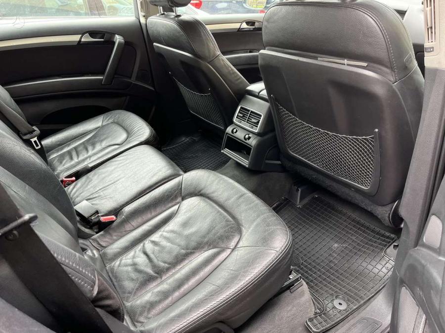 Zils Audi Q7 2006 Plungė, ar dzinēja tilpumu 2.97 L un nobraukumu 230 tūkst. km par 4800 €, foto 18 vietnē AUTOMOTO.COM.LV