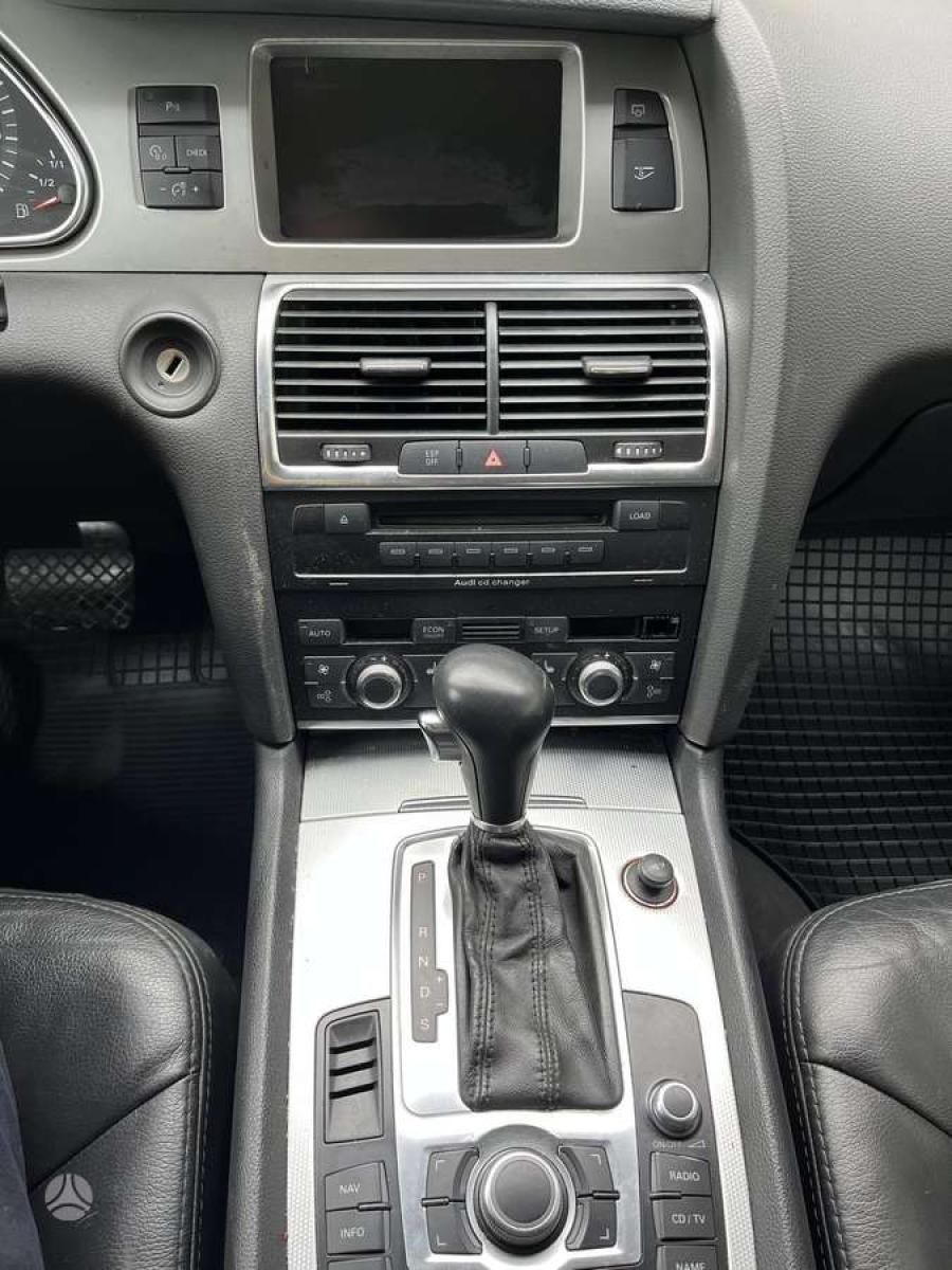 Zils Audi Q7 2006 Plungė, ar dzinēja tilpumu 2.97 L un nobraukumu 230 tūkst. km par 4800 €, foto 22 vietnē AUTOMOTO.COM.LV