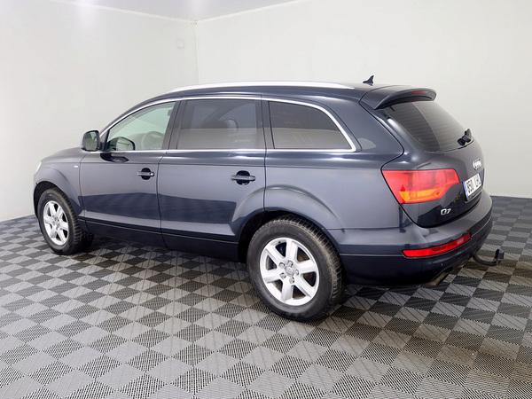 Blue Audi Q7 2006 in Tallinn, with an engine capacity of 3.00 L and mileage of 321 thousand km for 2999 €, photo 4 on AUTOMOTO.COM.LV