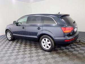 Zils Audi Q7 2006 Tallina, ar dzinēja tilpumu 3.00 L un nobraukumu 321 tūkst. km par 2999 €, foto 5 vietnē AUTOMOTO.COM.LV