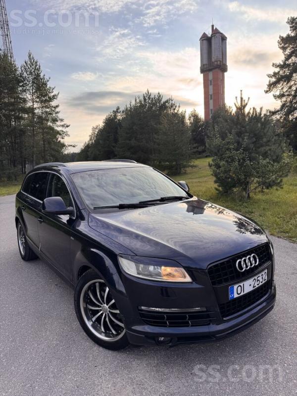 Zils Audi Q7 2006 Rīga, ar dzinēja tilpumu 3.00 L un nobraukumu 429 tūkst. km par 3990 €, foto 1 vietnē AUTOMOTO.COM.LV