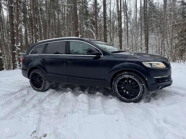 Blue Audi Q7 2007 in Moletai, with an engine capacity of 4.13 L and mileage of 325 thousand km for 4650 €, photo 5 on AUTOMOTO.COM.LV