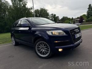 Blue Audi Q7 2007 in Jurmala, with an engine capacity of 3.00 L and mileage of 347 thousand km for 5252 €, photo 4 on AUTOMOTO.COM.LV