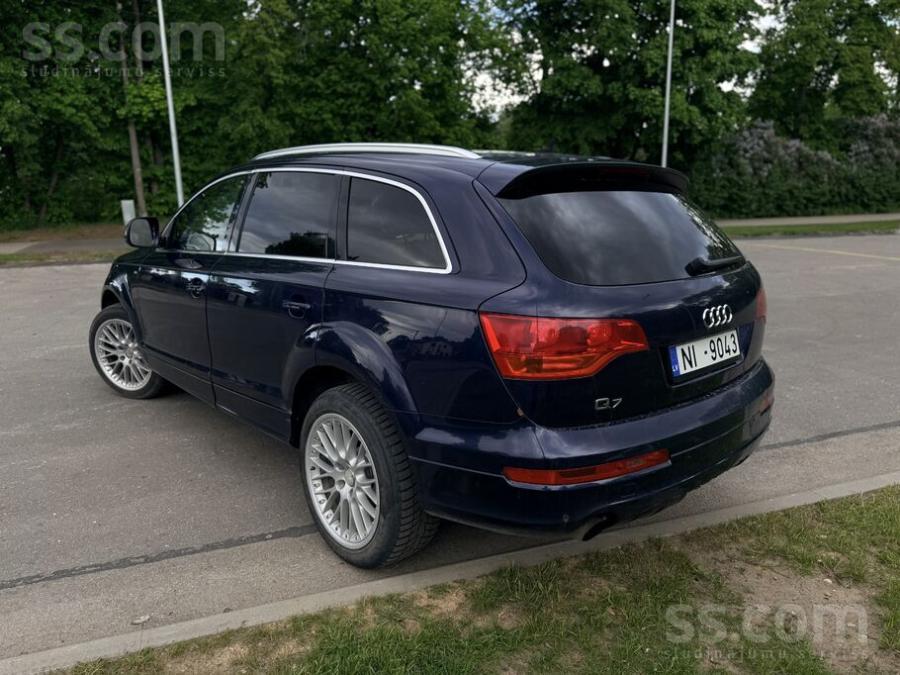 Blue Audi Q7 2007 in Jurmala, with an engine capacity of 3.00 L and mileage of 347 thousand km for 5252 €, photo 7 on AUTOMOTO.COM.LV
