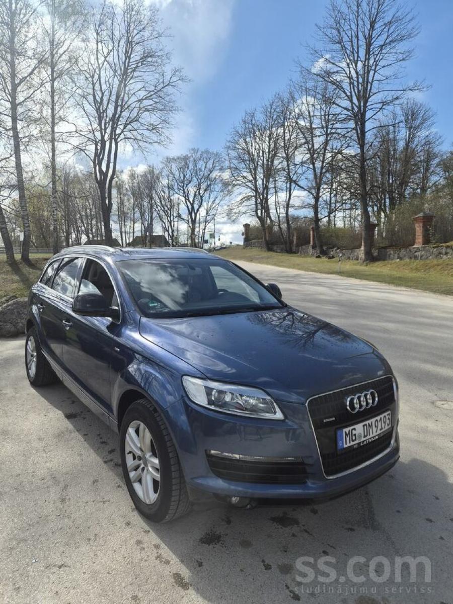 Zils Audi Q7 2007 Rēzekne, ar dzinēja tilpumu 4.20 L un nobraukumu 346 tūkst. km par 7400 €, foto 3 vietnē AUTOMOTO.COM.LV