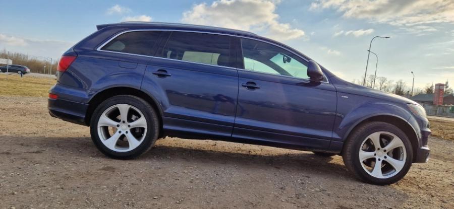 Blue Audi Q7 2007 in Riga, with an engine capacity of 3.00 L and mileage of 232 thousand km for 9250 €, photo 7 on AUTOMOTO.COM.LV