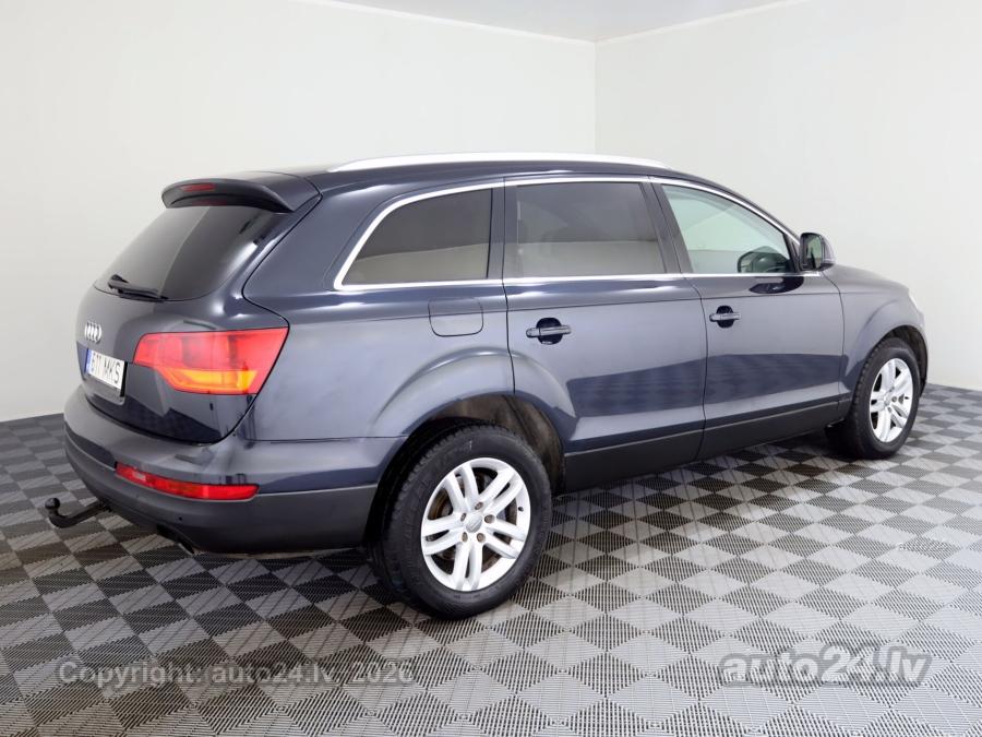 Zils Audi Q7 2007 Tallina, ar dzinēja tilpumu 3.00 L un nobraukumu 397 tūkst. km par 2999 €, foto 4 vietnē AUTOMOTO.COM.LV