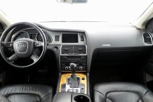 Zils Audi Q7 2007 Tallina, ar dzinēja tilpumu 3.00 L un nobraukumu 397 tūkst. km par 2999 €, foto 6 vietnē AUTOMOTO.COM.LV