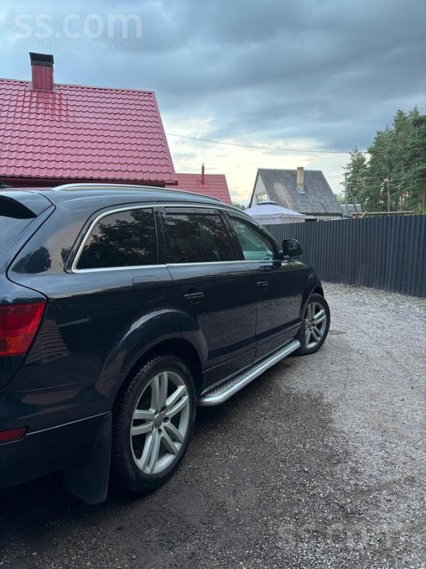 Zils Audi Q7 2007 Daugavpils, ar dzinēja tilpumu 3.00 L un nobraukumu 310 tūkst. km par 6500 €, foto 5 vietnē AUTOMOTO.COM.LV