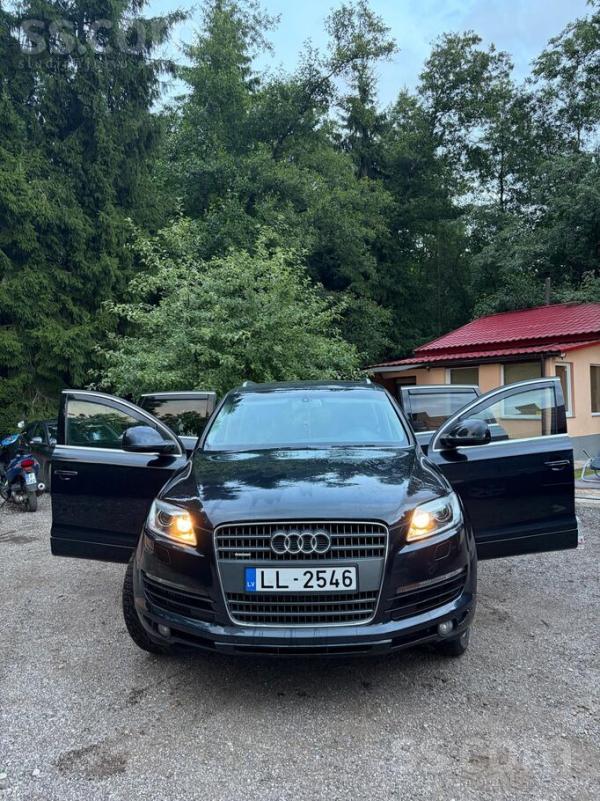 Zils Audi Q7 2007 Daugavpils, ar dzinēja tilpumu 3.00 L un nobraukumu 310 tūkst. km par 6500 €, foto 6 vietnē AUTOMOTO.COM.LV