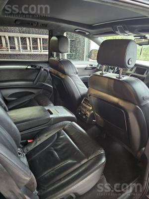 Blue Audi Q7 2008 in Daugavpils, with an engine capacity of 3.00 L and mileage of 364 thousand km for 5500 €, photo 8 on AUTOMOTO.COM.LV