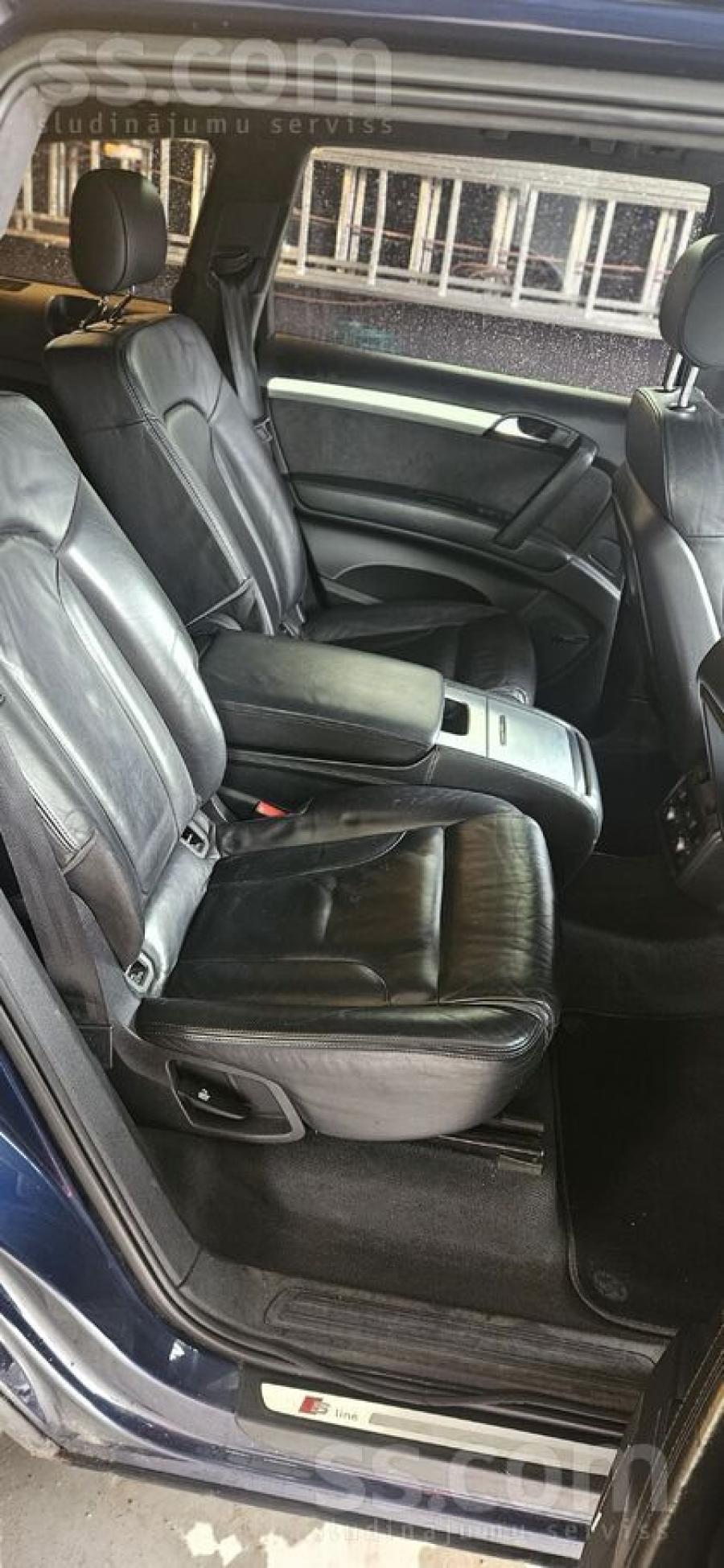 Blue Audi Q7 2008 in Daugavpils, with an engine capacity of 3.00 L and mileage of 364 thousand km for 5500 €, photo 9 on AUTOMOTO.COM.LV