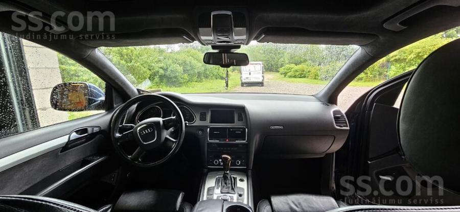 Blue Audi Q7 2008 in Daugavpils, with an engine capacity of 3.00 L and mileage of 364 thousand km for 5500 €, photo 10 on AUTOMOTO.COM.LV