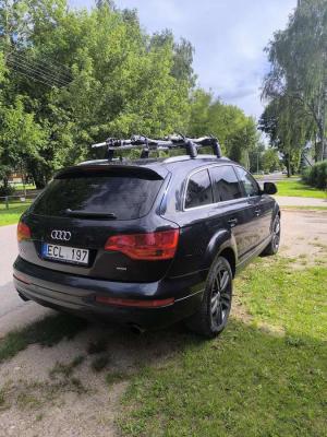 Blue Audi Q7 2008 in Panevezys, with an engine capacity of 3.00 L and mileage of 311 thousand km for 6300 €, photo 4 on AUTOMOTO.COM.LV