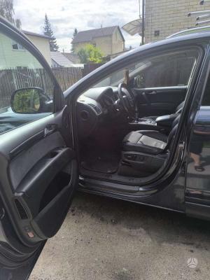 Blue Audi Q7 2008 in Panevezys, with an engine capacity of 3.00 L and mileage of 311 thousand km for 6300 €, photo 8 on AUTOMOTO.COM.LV