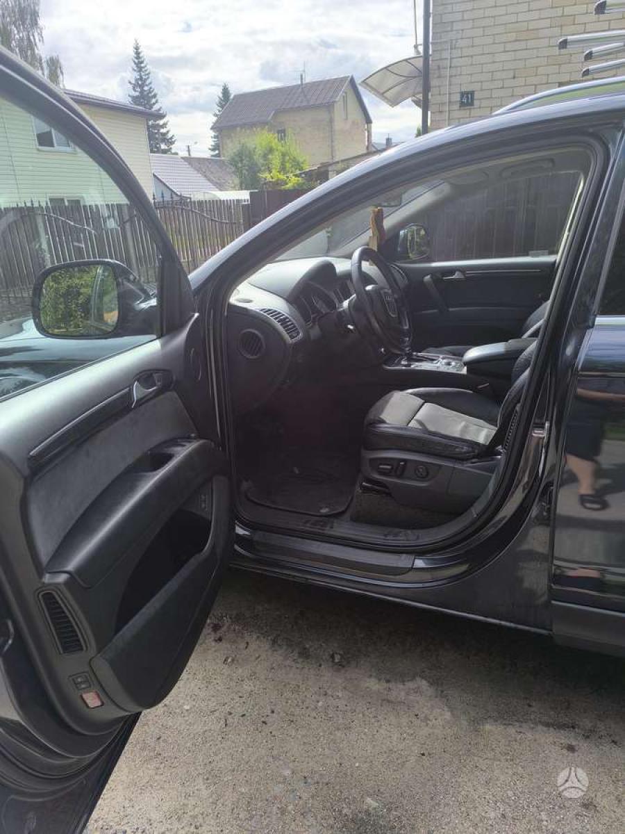 Blue Audi Q7 2008 in Panevezys, with an engine capacity of 3.00 L and mileage of 311 thousand km for 6300 €, photo 8 on AUTOMOTO.COM.LV