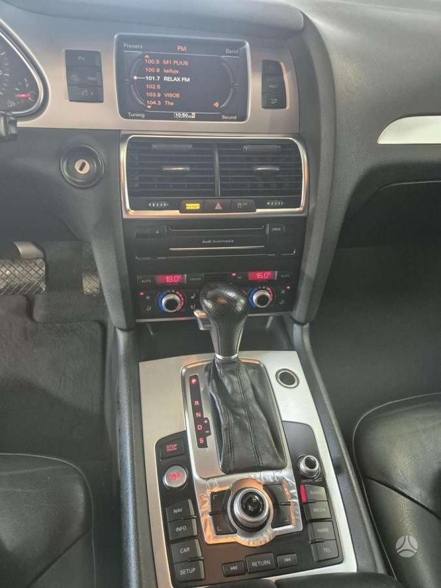 Zils Audi Q7 2011 Šauļi, ar dzinēja tilpumu 3.00 L un nobraukumu 252 tūkst. km par 6200 €, foto 14 vietnē AUTOMOTO.COM.LV