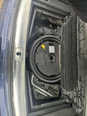 Zils Audi Q7 2011 Šauļi, ar dzinēja tilpumu 3.00 L un nobraukumu 252 tūkst. km par 6200 €, foto 23 vietnē AUTOMOTO.COM.LV