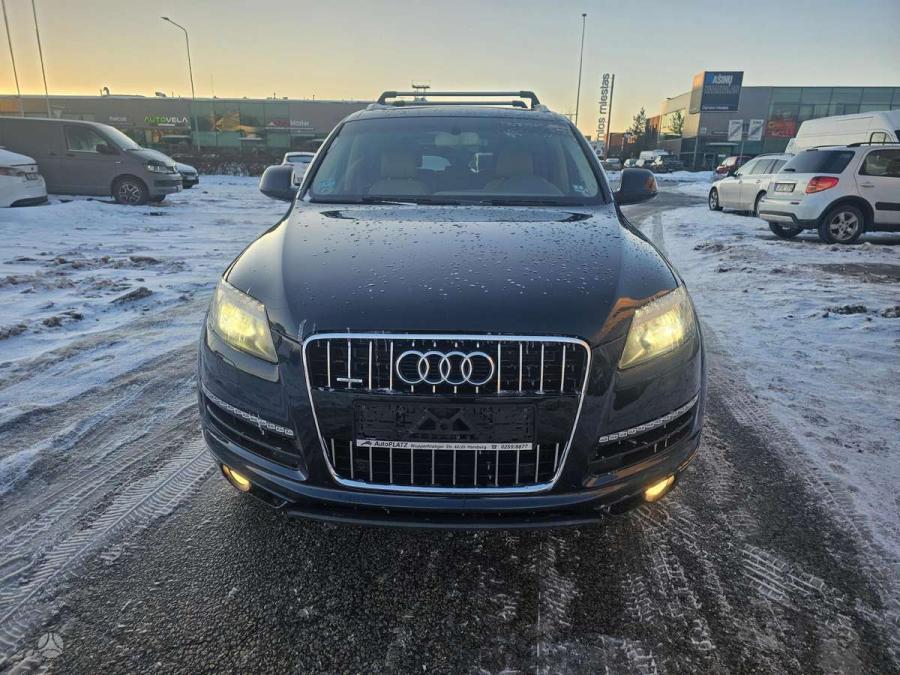 Zils Audi Q7 2012 Viļņa, ar dzinēja tilpumu 3.00 L un nobraukumu 186 tūkst. km par 9900 €, foto 7 vietnē AUTOMOTO.COM.LV