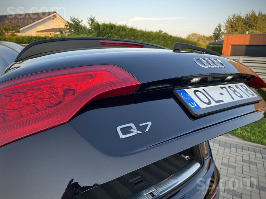Zils Audi Q7 2012 Rīga, ar dzinēja tilpumu 3.00 L un nobraukumu 228 tūkst. km par 14950 €, foto 10 vietnē AUTOMOTO.COM.LV