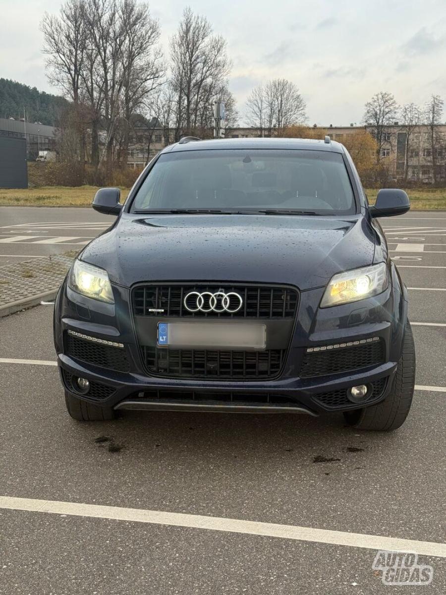 Zils Audi Q7 2013 Viļņa, ar dzinēja tilpumu 3.00 L un nobraukumu 264 tūkst. km par 12700 €, foto 1 vietnē AUTOMOTO.COM.LV