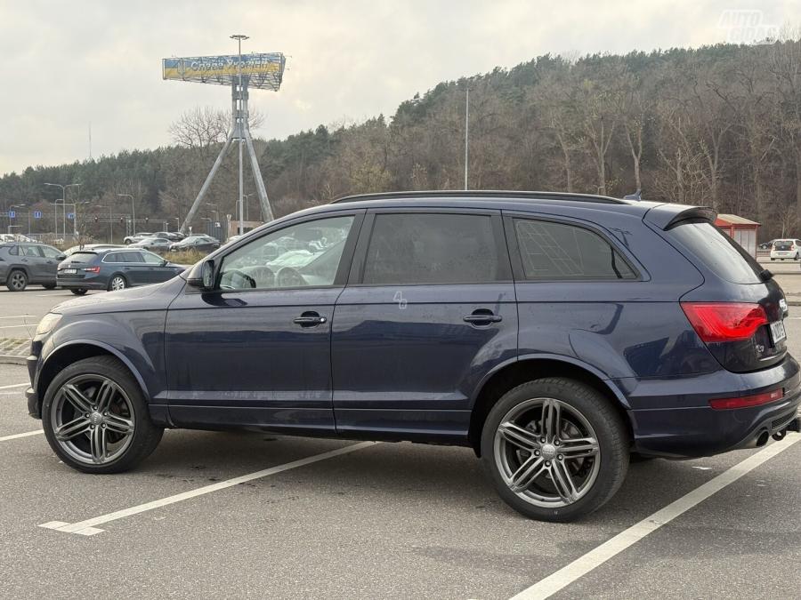 Zils Audi Q7 2013 Viļņa, ar dzinēja tilpumu 3.00 L un nobraukumu 264 tūkst. km par 12700 €, foto 5 vietnē AUTOMOTO.COM.LV