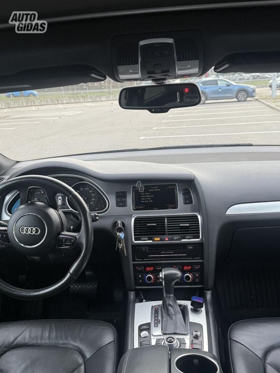 Zils Audi Q7 2013 Viļņa, ar dzinēja tilpumu 3.00 L un nobraukumu 264 tūkst. km par 12700 €, foto 8 vietnē AUTOMOTO.COM.LV