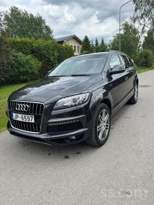 Blue Audi Q7 2014 in Riga, with an engine capacity of 3.00 L and mileage of 258 thousand km for 12200 €, photo  on AUTOMOTO.COM.LV