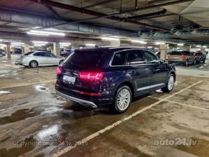 Zils Audi Q7 2015 Tallina, ar dzinēja tilpumu 3.00 L un nobraukumu 187 tūkst. km par 25900 €, foto 15 vietnē AUTOMOTO.COM.LV