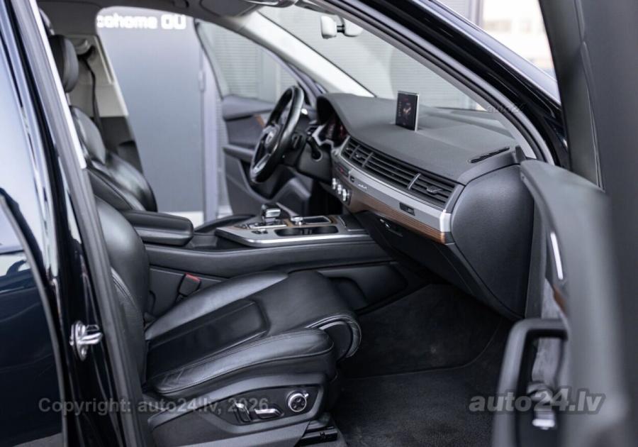 Zils Audi Q7 2015 Tallina, ar dzinēja tilpumu 3.00 L un nobraukumu 187 tūkst. km par 22900 €, foto 13 vietnē AUTOMOTO.COM.LV