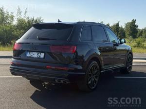 Blue Audi Q7 2016 in Riga, with an engine capacity of 4.00 L and mileage of 153 thousand km for 35499 €, photo 4 on AUTOMOTO.COM.LV